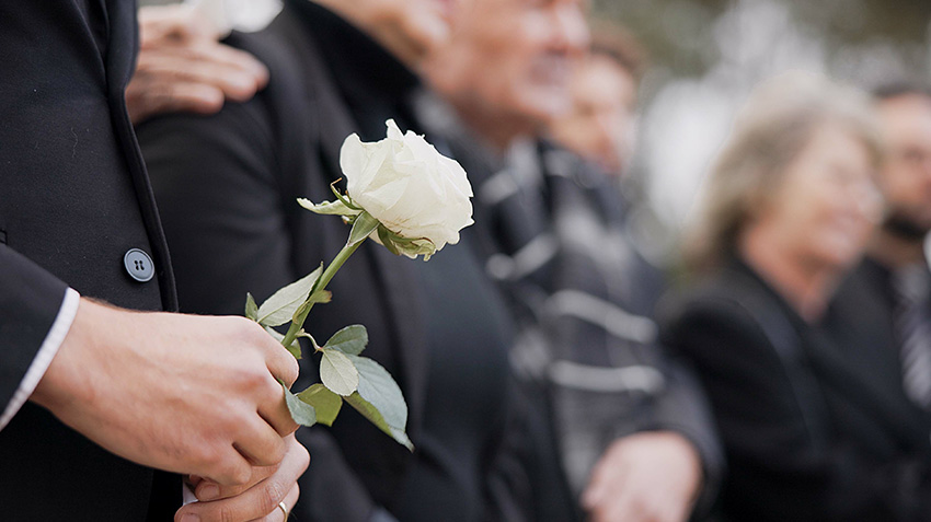 Family Memorial Funeral Services: Meaningful Tributes